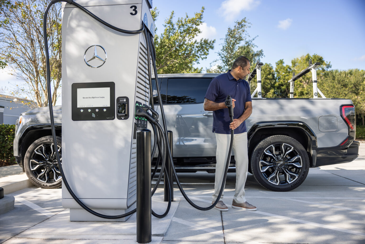 About Us - Mercedes-Benz High-Power Charging - Mercedes-Benz High-Power ...