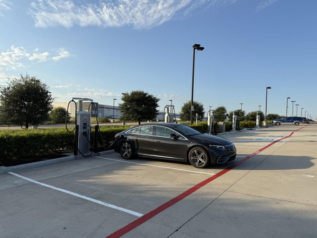 TX - Temple - Bucees - Mercedes-Benz High-Power Charging - Mercedes ...